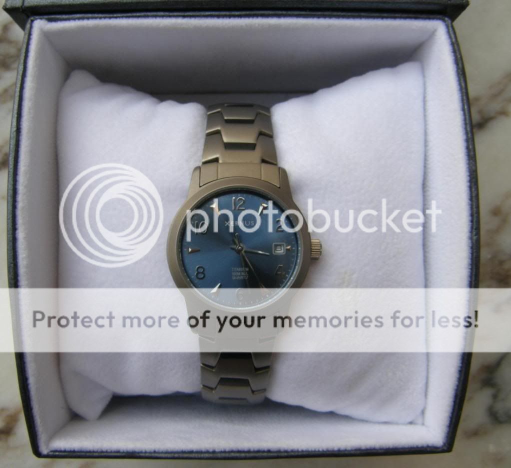 Muchos relojes en venta. Distintos precios y estilos. Todos envío ...