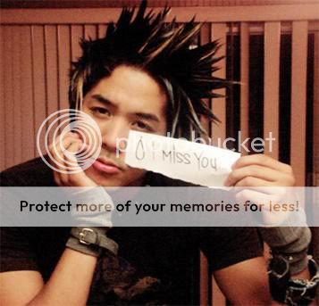 Ryanimay // Ryan Conferido