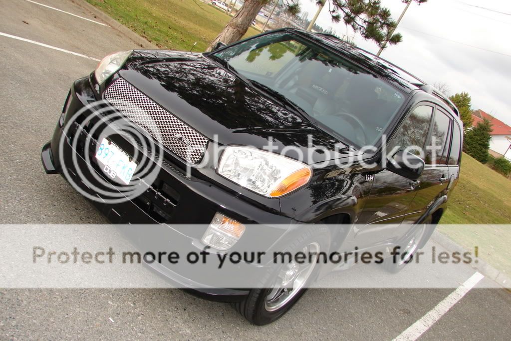 simply black | Toyota RAV4 Forums